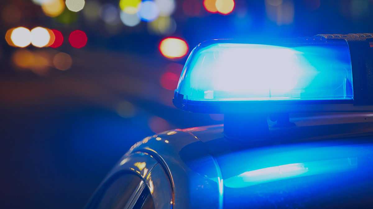 52-year-old dies following crash in Fayette County