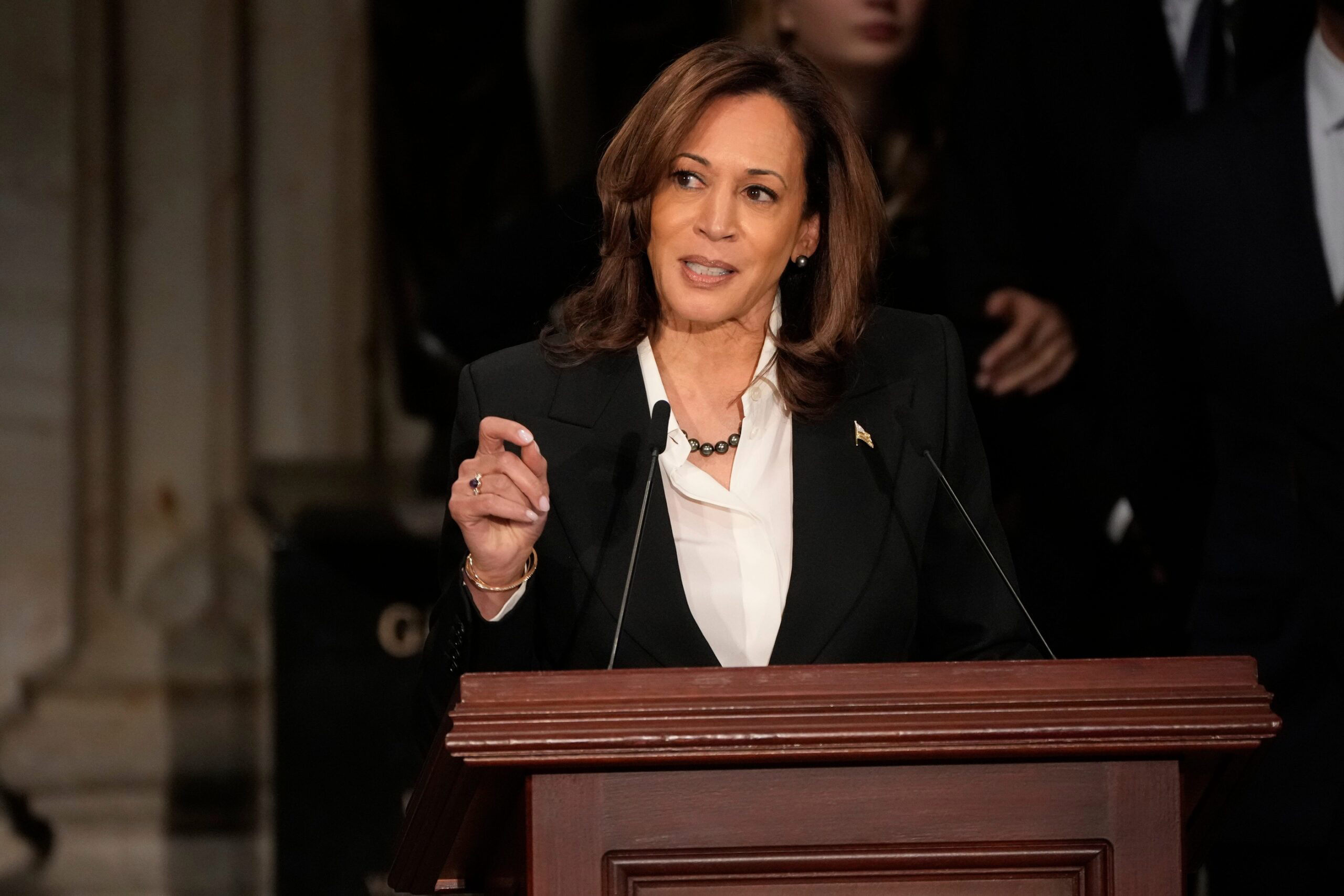 New Poll Reveals Trouble For The Democratic Party New Poll Reveals Trouble For The Democratic Party