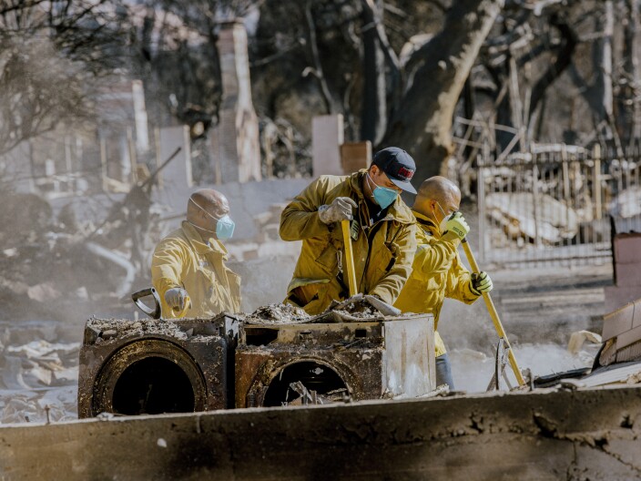 Seven months after LA fires, landlords will be ordered to clean smoke ...