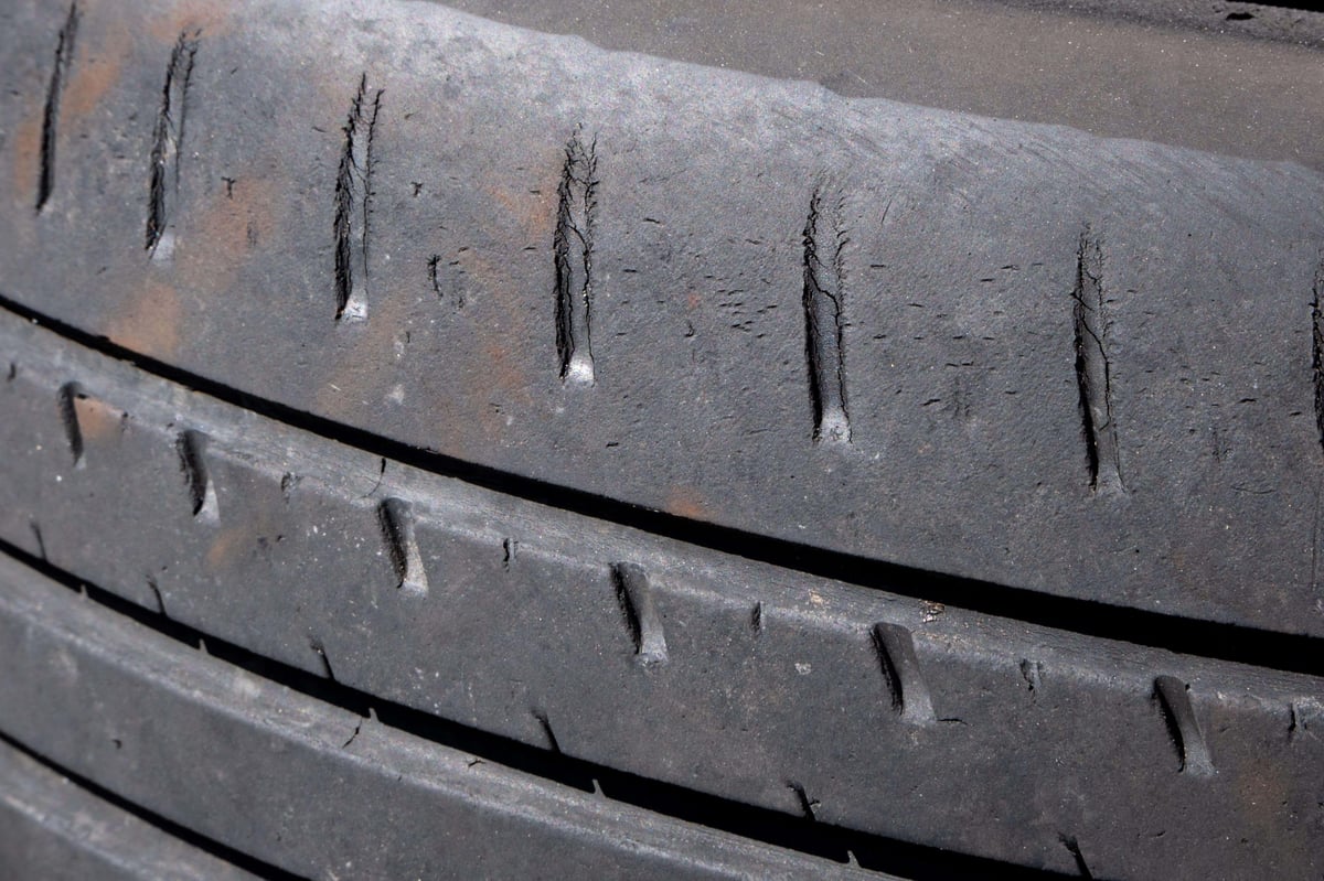 Only one in three drivers check tyre tread at least monthly – survey