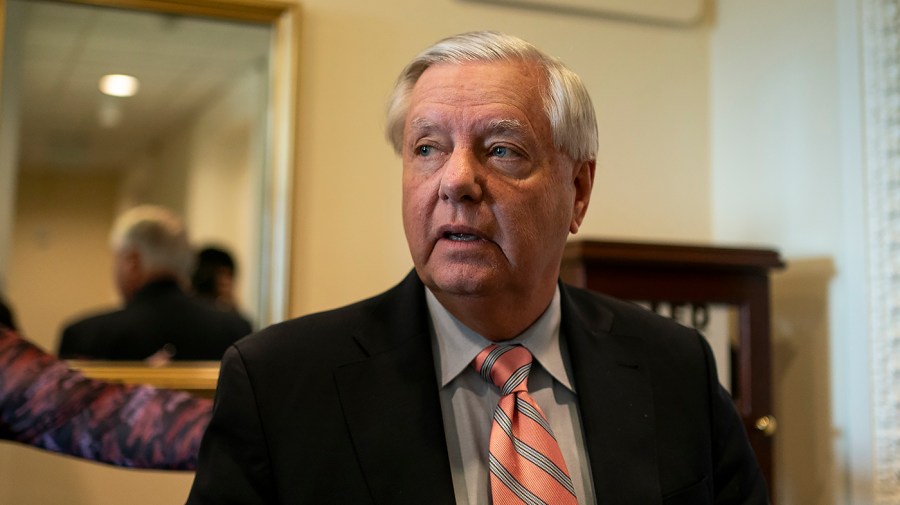 Graham says ‘a good chance’ Supreme Court sides with Trump on ...