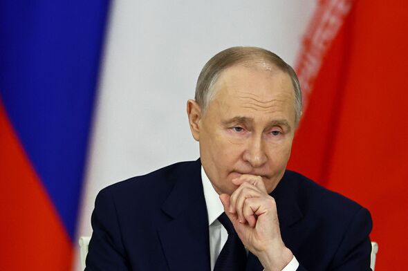 Massive blow to Vladimir Putin as new maps show Ukraine making huge gains