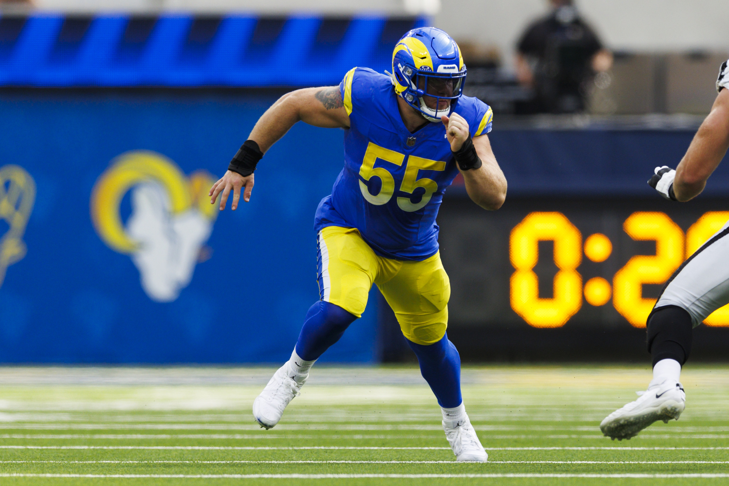 Rams' Star Rookie Braden Fiske Exits Divisional Game vs Eagles With ...