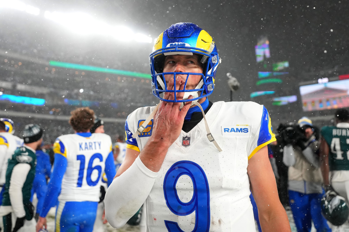NFL Fans Demanding Schedule Change On Miserable Sunday