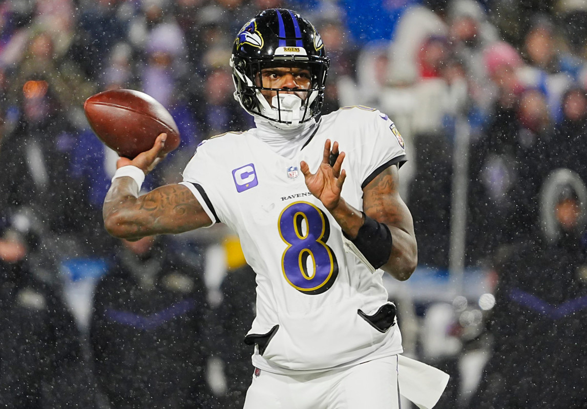 Lamar Jackson’s Jaw Drops After Insane One-Handed Grab By Former ...
