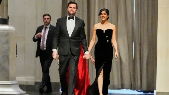 Usha Vance stuns in black at vice president dinner before Donald Trump ...