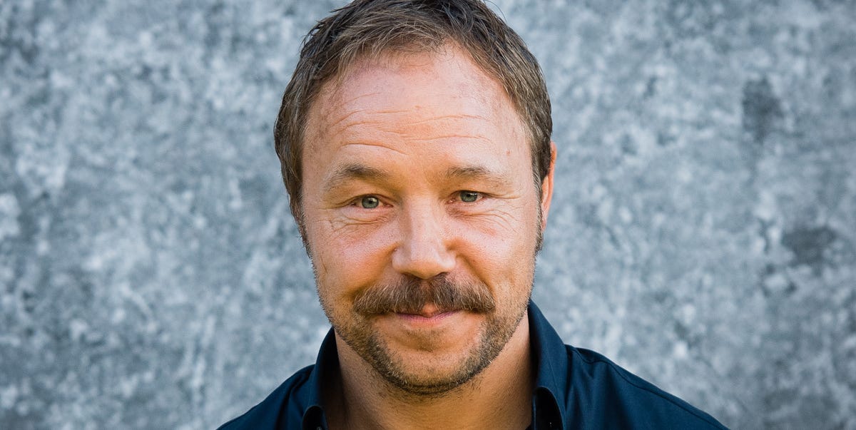 La brutal transformación a los 51 años de Stephen Graham, actor de ...