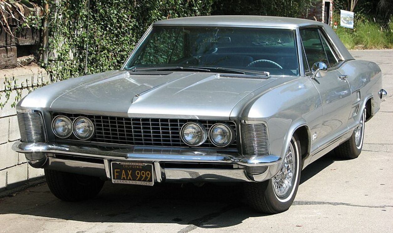 Remember The Legendary 1963 Buick Riviera? Here's A Look Back At Why ...