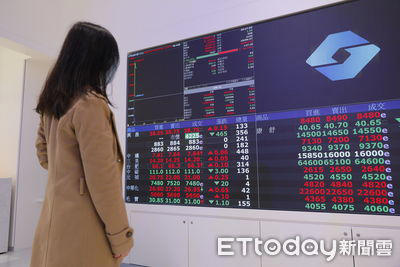 台股回檔小資瘋搶！10大ETF吸買氣 00919除息倒數穩居成交王