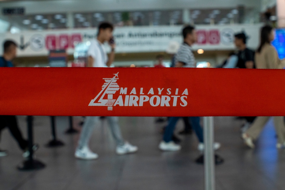 Khazanah and EPF-led consortium nears success in MAHB takeover