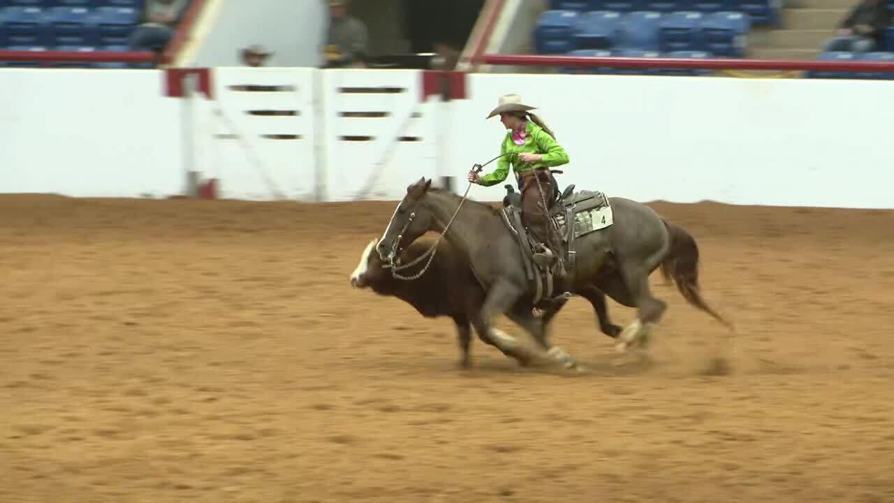 Fort Worth Stock Show and Rodeo attendees brave the cold