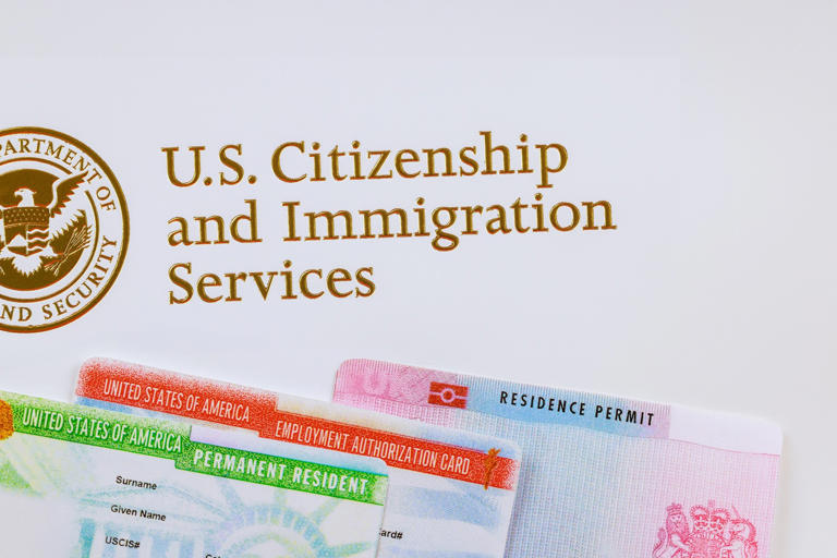 Los 3 requisitos que debes cumplir como inmigrante o no recibirás tu Green Card en EE. UU ...