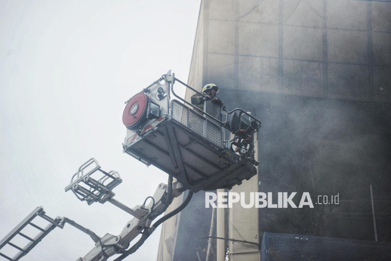 Ini Penyebab Identifikasi Korban Kebakaran Glodok Plaza Sulit Dilakukan