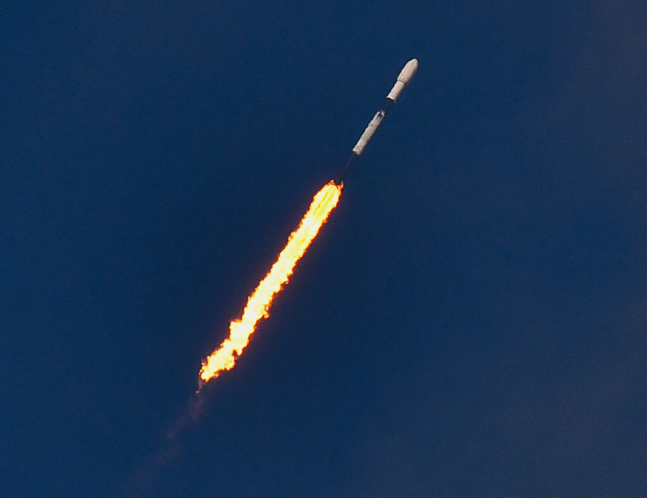 SpaceX launch recap: Live updates from Starlink mission Tuesday from ...