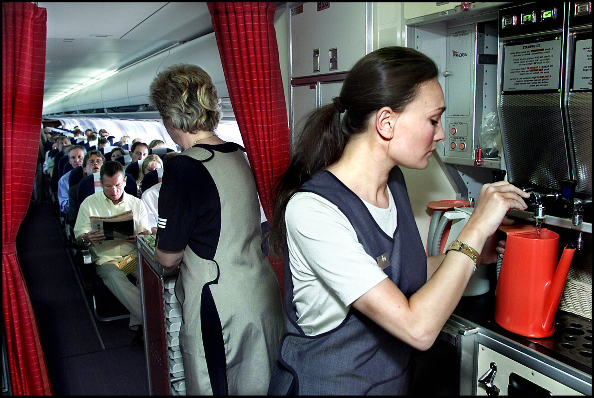 Quais são os códigos de segurança dos aviões e o que eles significam?