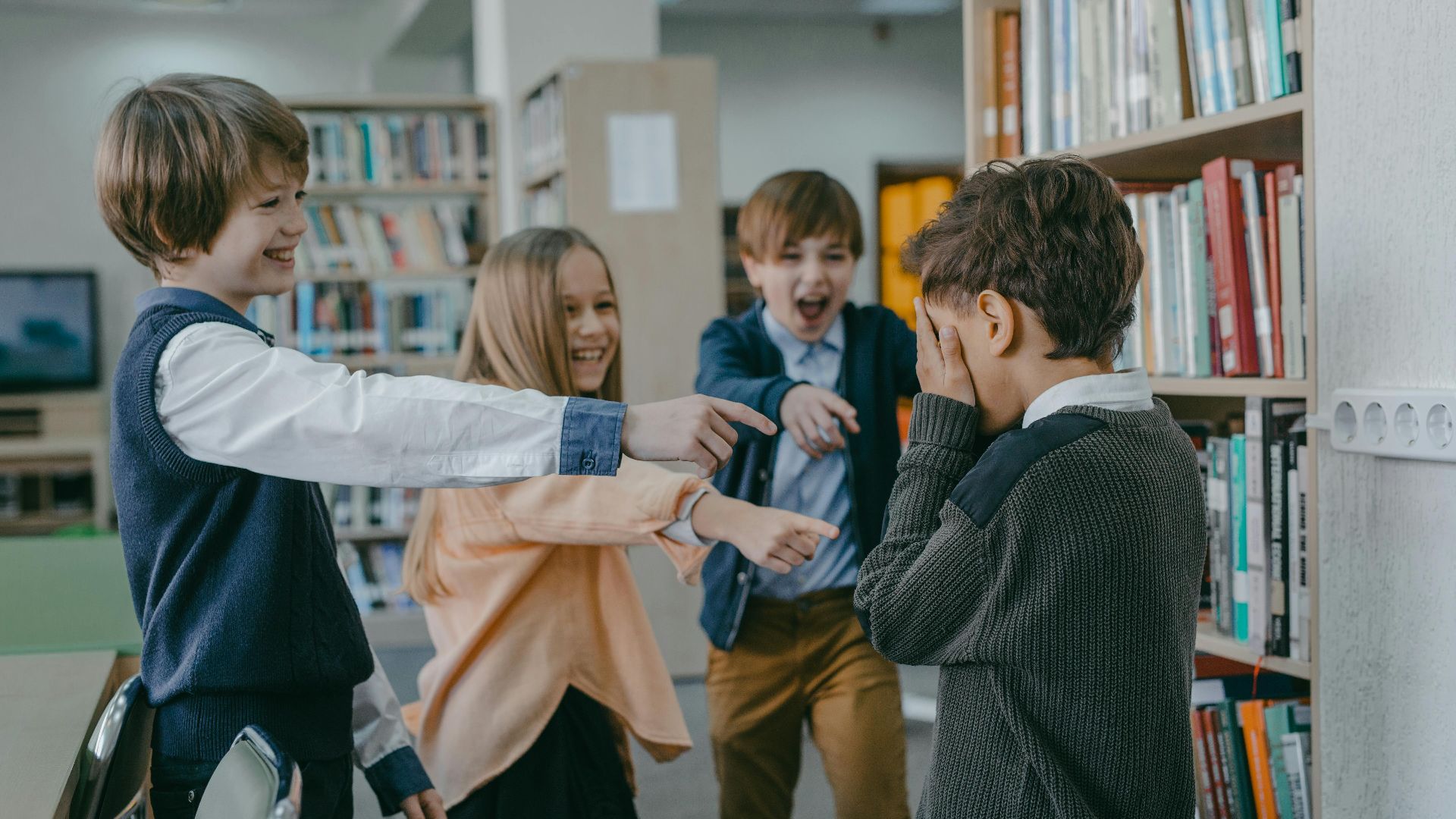 10 Warning Signs Your Child is a Bully & 10 Things You Can Do