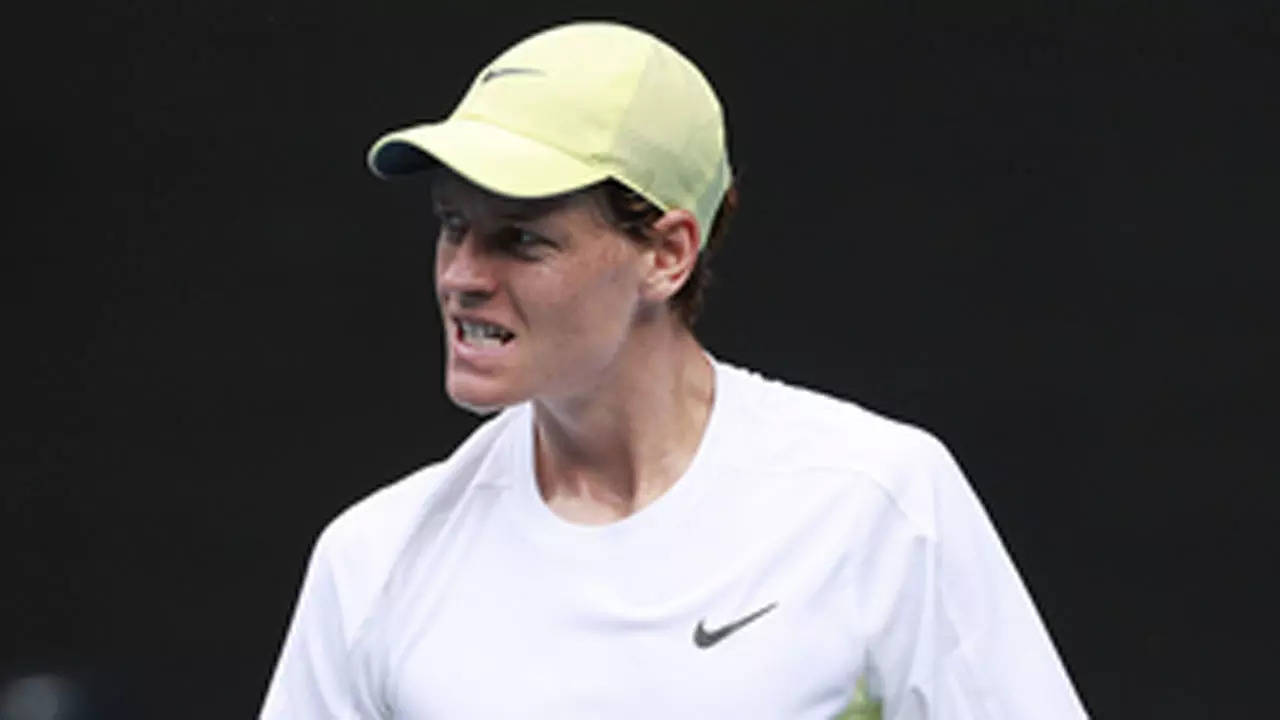 Top seed Sinner beats Rune to enter Australian Open quarterfinals