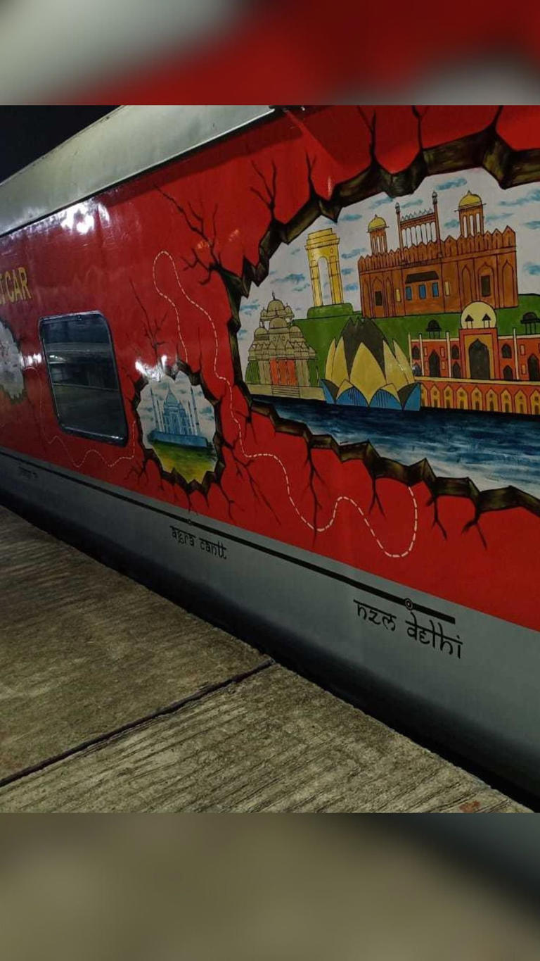 In Photos: Iconic CSMT-Hazrat Nizamuddin Rajdhani Express Marks 6 Years ...