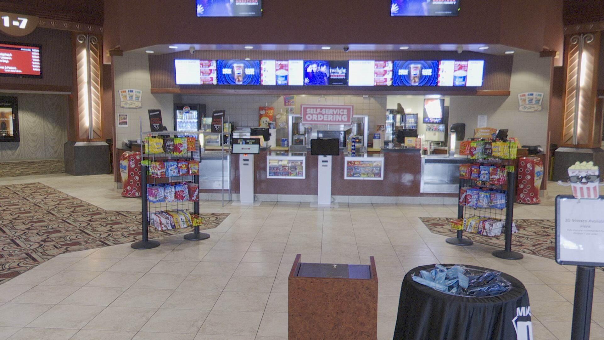 Businesses ready for guests during frigid temperatures Monday and ...