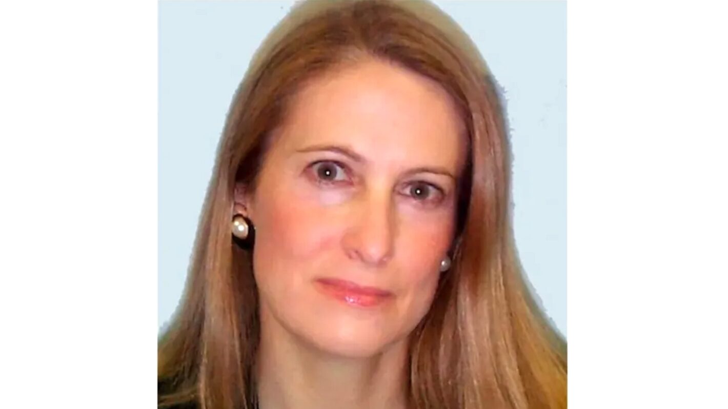 Elizabeth Nissen, Veteran ABC News Correspondent and ‘Nightline ...