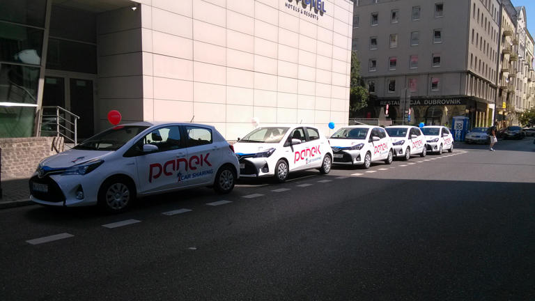 Panek obciąża klientów za rysy, których nie zrobili. Sprawę bada UOKiK