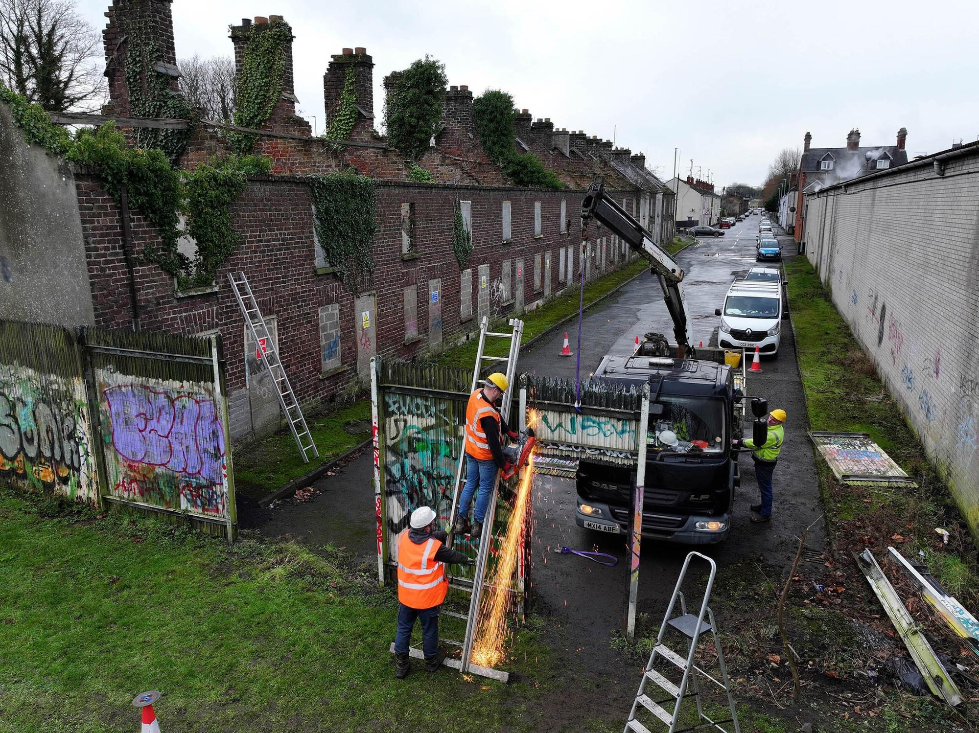 Portadown: three-metre tall interface structure at Water Street removed ...