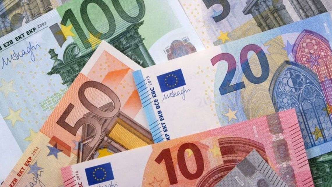 Euro hoy y euro blue hoy, EN VIVO: el minuto a minuto de la cotización ...