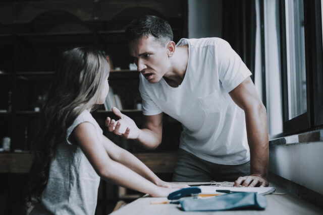 16 Signs You Might Have Had A Mentally Unstable Parent