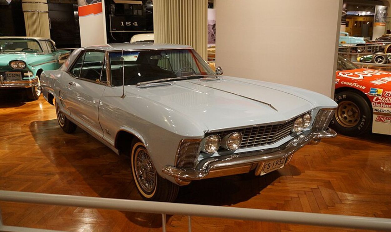 Remember The Legendary 1963 Buick Riviera? Here's A Look Back At Why ...