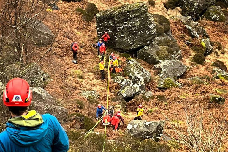 Mountain rescuers race to casualty near Edinburgh beauty spot in ...