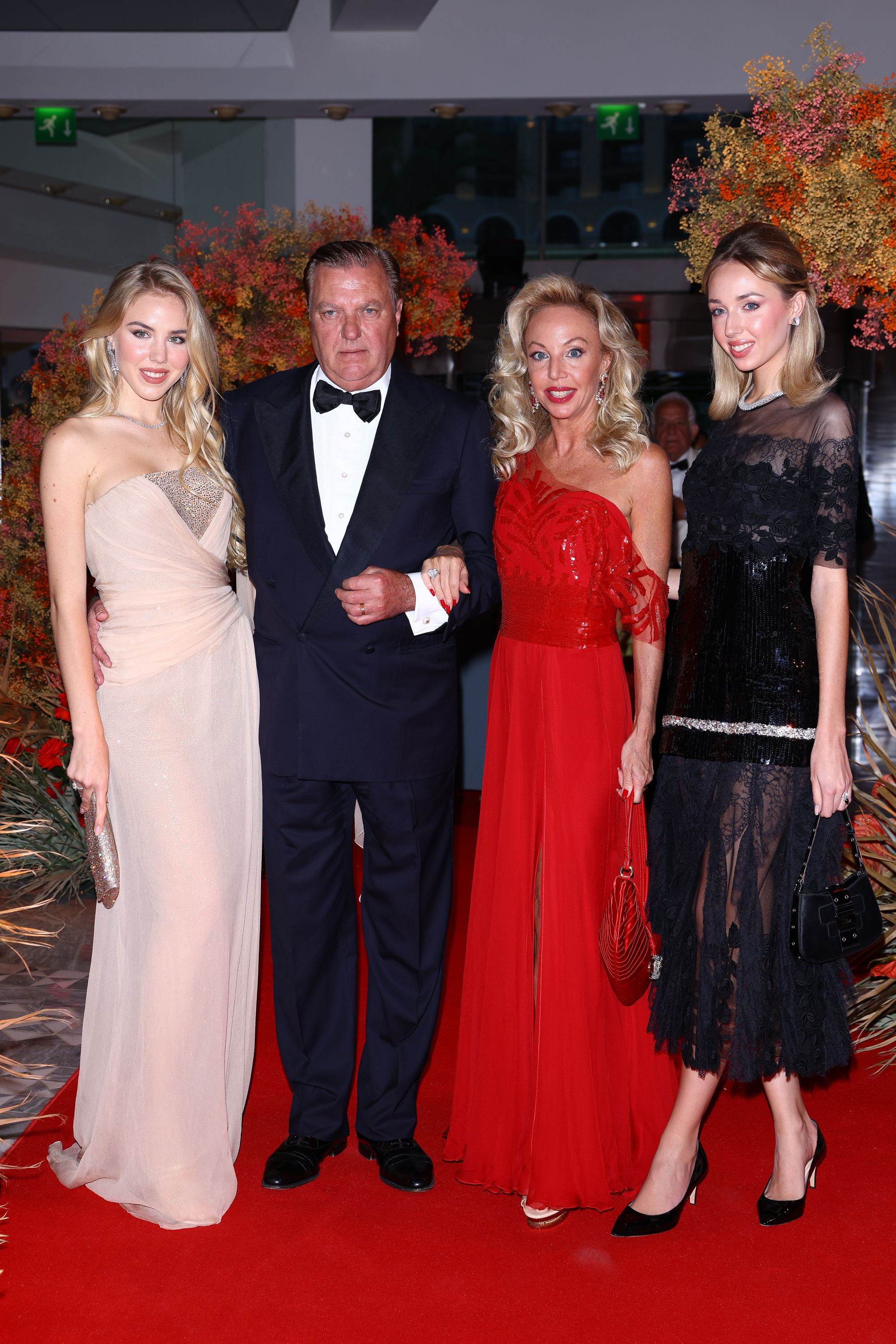 El fiestón que ha unido a Chiara y Carolina de Borbón con Borja y Blanca Thyssen en Mónaco ...