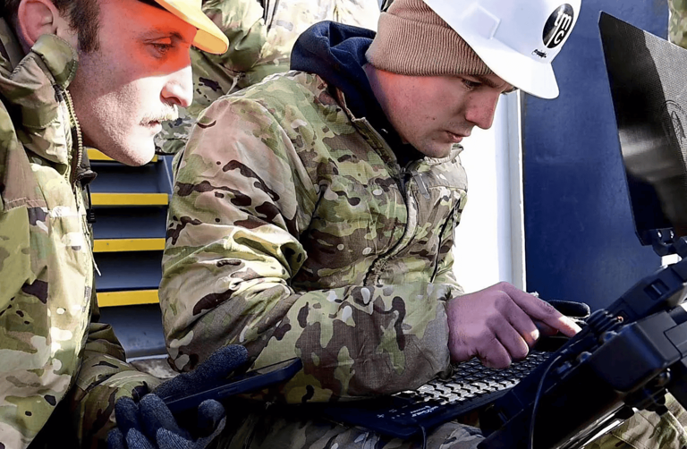 Royal Navy: UK, US and Australia engineers test underwater vehicles ...