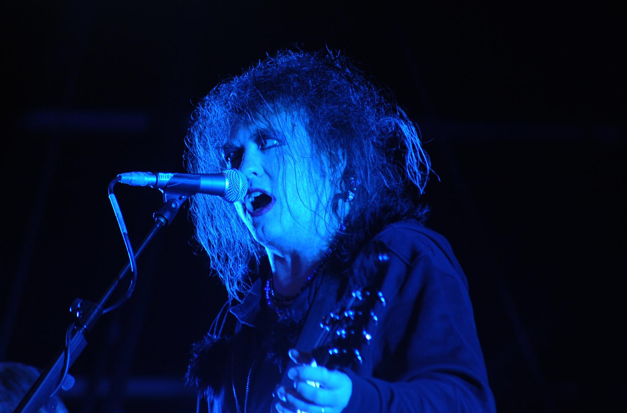 The Cure’s Robert Smith and R.E.M.’s Michael Stipe leave social media ...