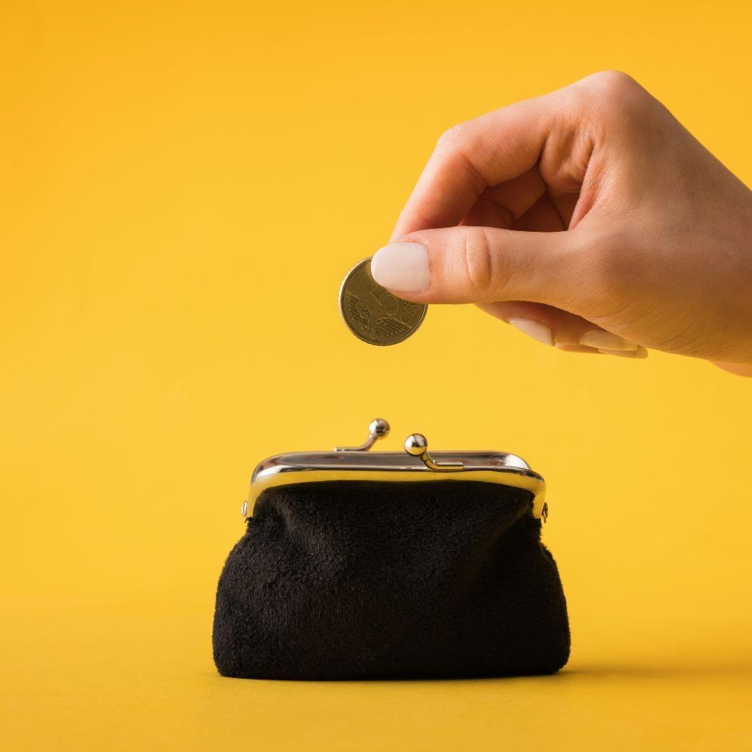 Small changes, big savings: Managing your money