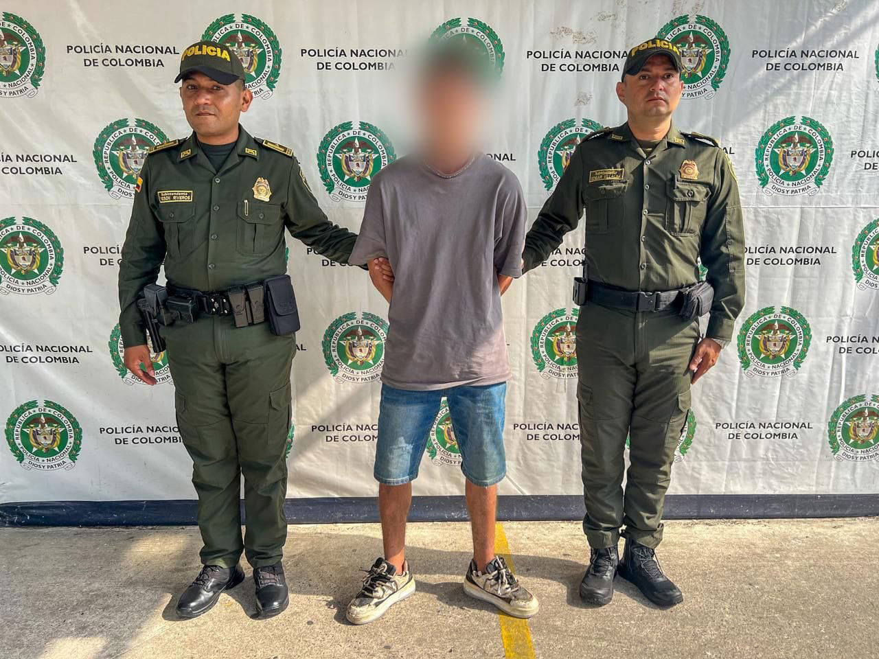 Autoridades capturan al presunto sicario que asesinó al director de la ... Autoridades capturan al presunto sicario que asesinó al director de la ...