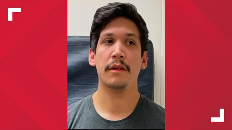 Arrested CCPD officer accused of having sex with 15-year-old girl ... Arrested CCPD officer accused of having sex with 15-year-old girl ...