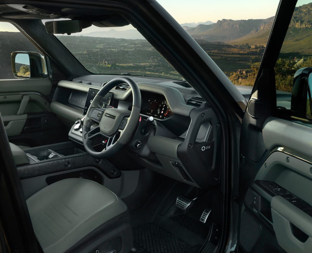 View Interior Photos of the 2025 Land Rover Defender Octa