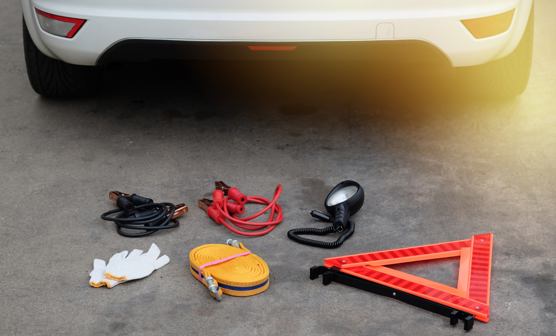 Essential items you should always keep in your car