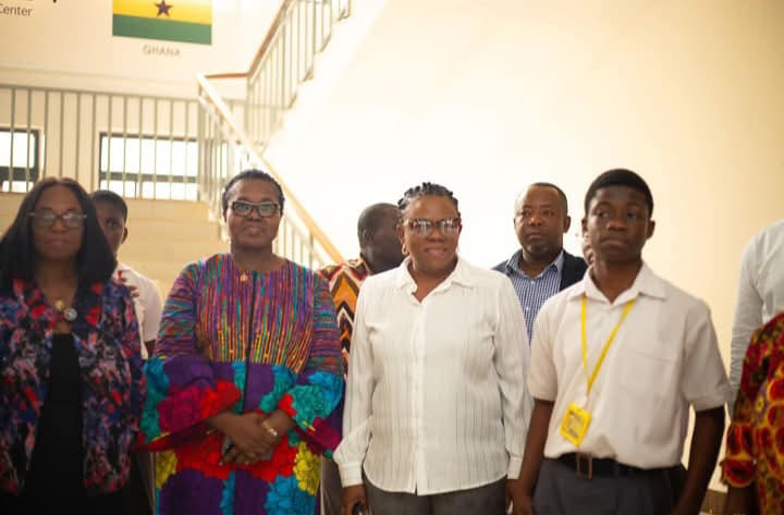 UHAS receives assorted books