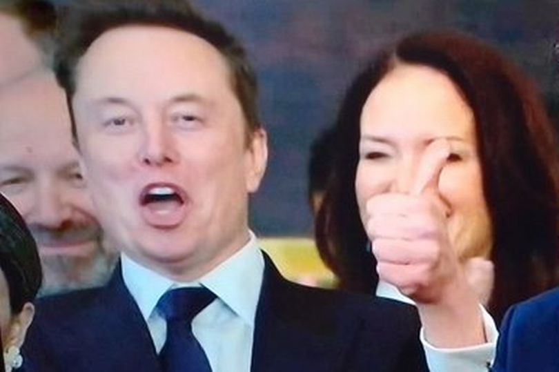 Elon Musk's 'awkward' celebration ignored by Barron as Trump makes Mars ...