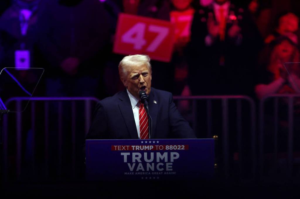 Convicted Felon Sworn In as President