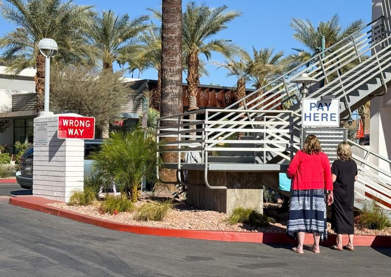 Palm Springs parking study reveals underutilized spaces, recommends ...