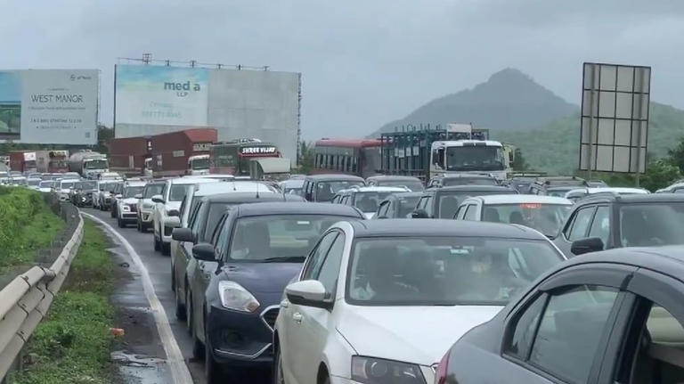 Attention Commuters! Three-Day Traffic Block On Mumbai-Pune Expressway ...