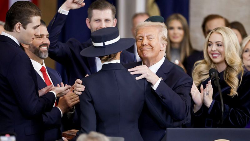 Trump'ın affettiği Kongre baskıncısını polis trafik çevirmesinde öldürdü