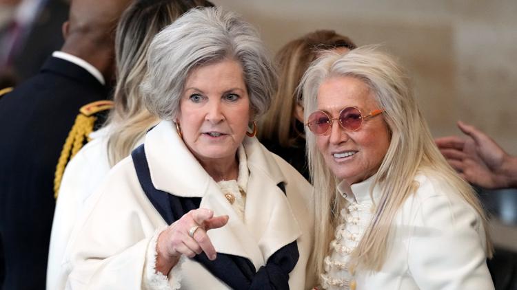 New Dallas Mavericks owner, GOP donor Miriam Adelson gets prime spot ...