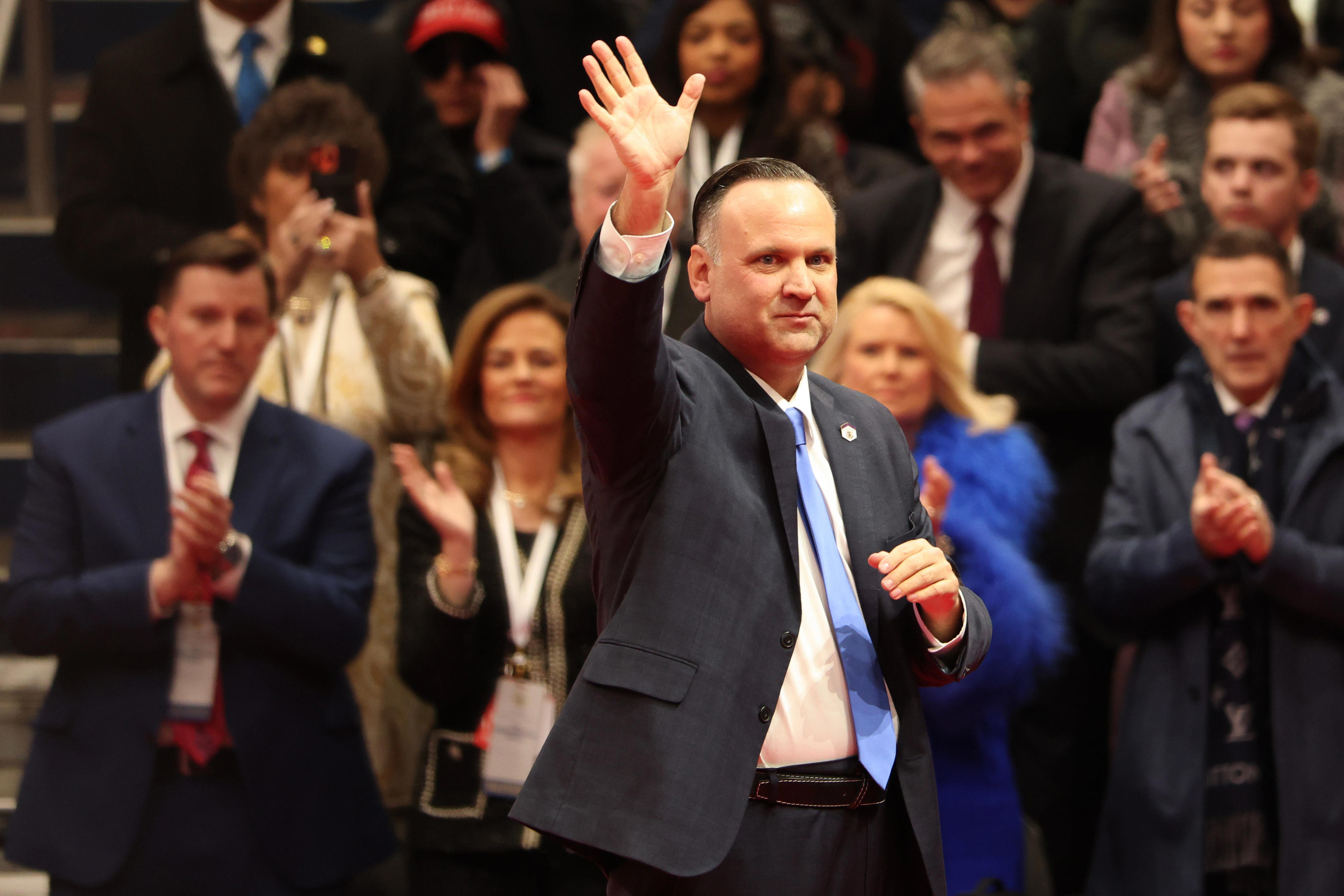 Trump's deputy chief of staff unloaded Trump Media stock the day before ...