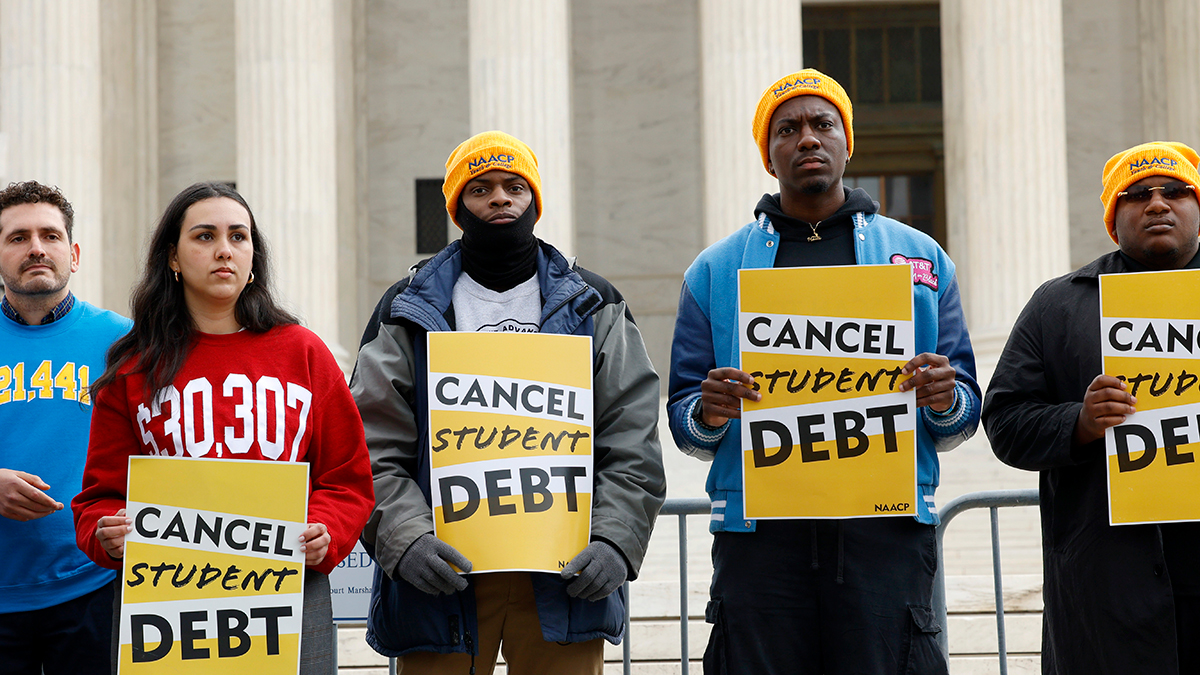 Student loans under Trump: What experts say DC should expect