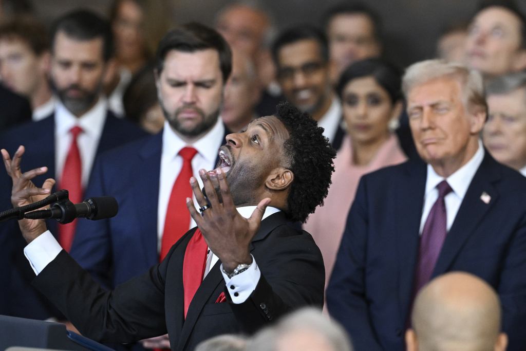 Who is Lorenzo Sewell, the pastor who referenced King's 'dream' speech ...