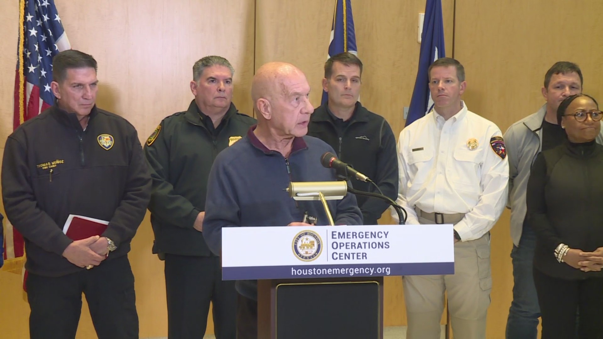 Whitmire tells residents to stay off roads during winter storm