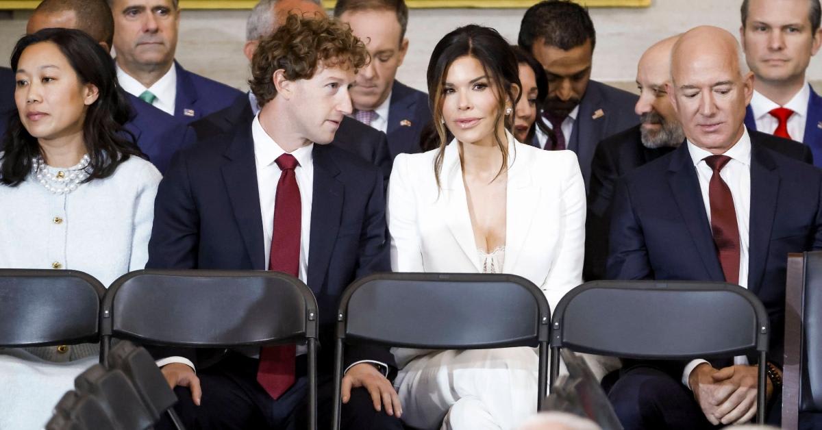 Mark Zuckerberg Caught Ogling Lauren Sánchez's Cleavage While Sitting ...